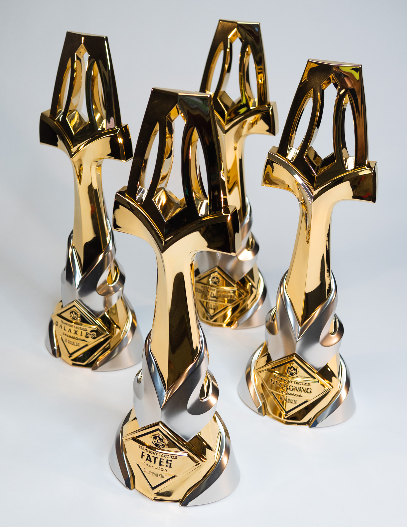 Teamfight Tactics “Golden Spatula” – Volpin Props